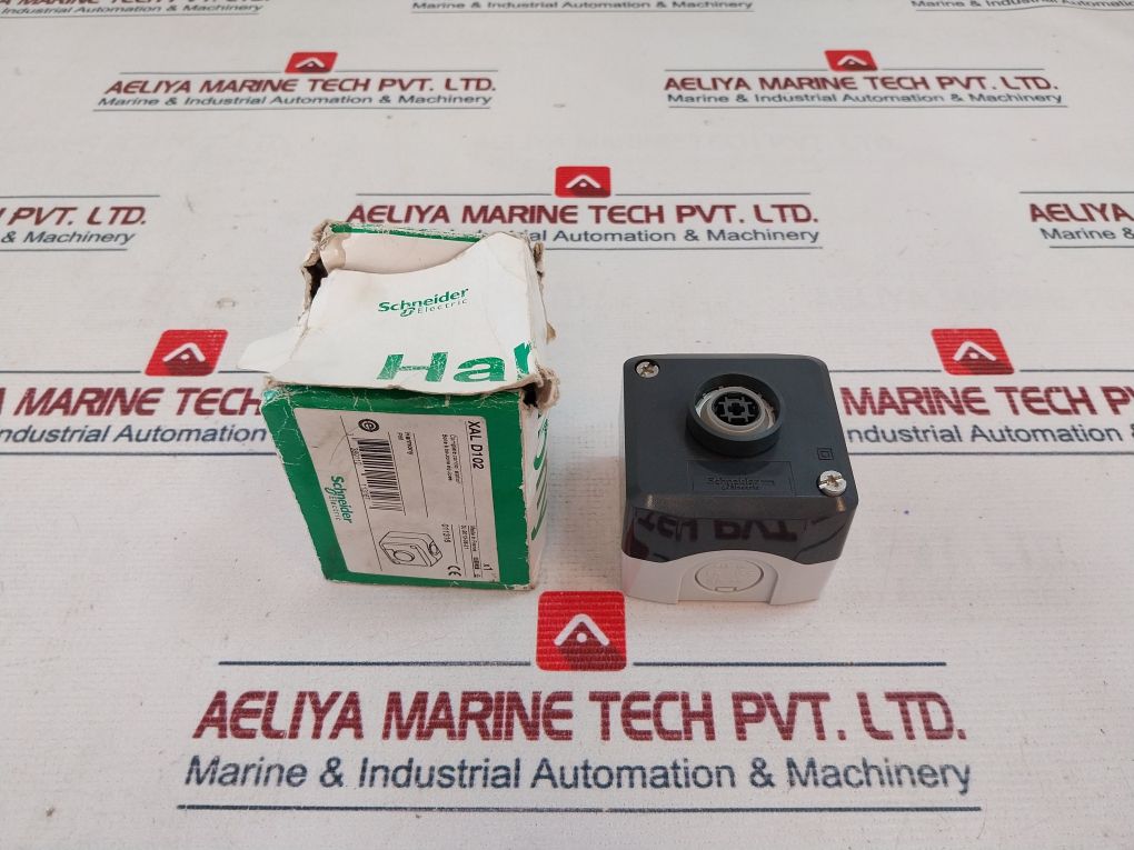 Schneider Electric Xal D102 Complete Control Station – Aeliya Marine Tech