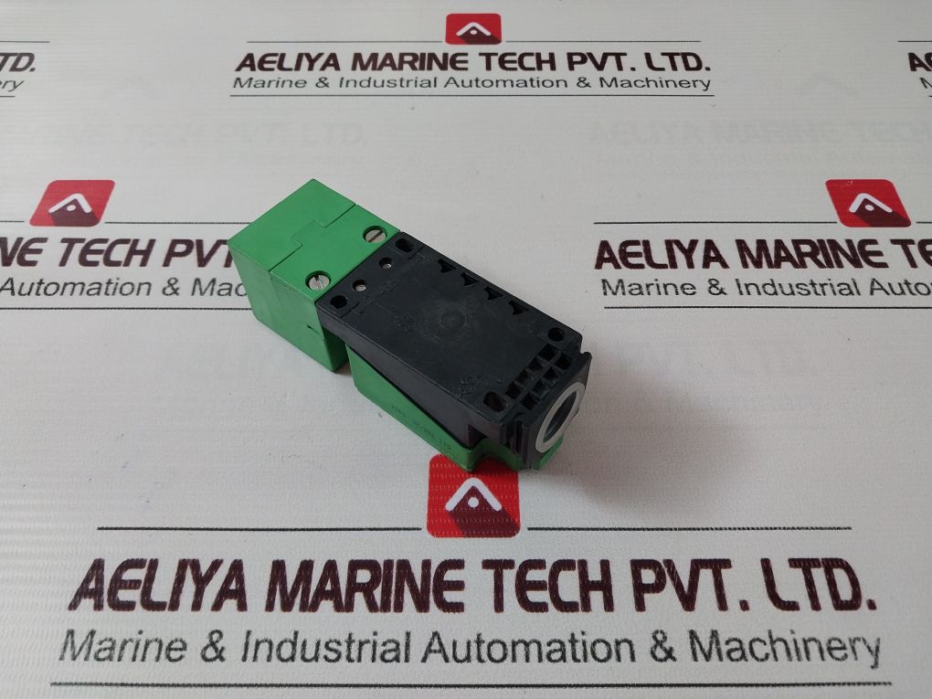 Sense Electronic 513.326/26/0404 Proximity Switch – Aeliya Marine Tech