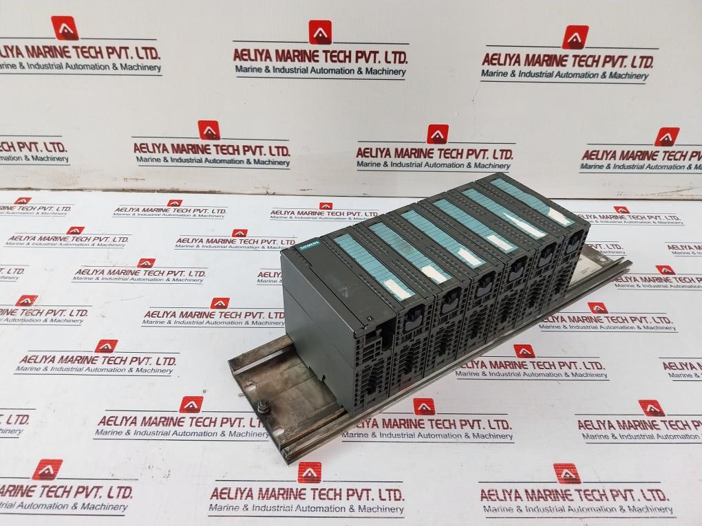Siemens 153-1Aa03-0Xb0 Interface Module Dc24V – Aeliya Marine Tech®
