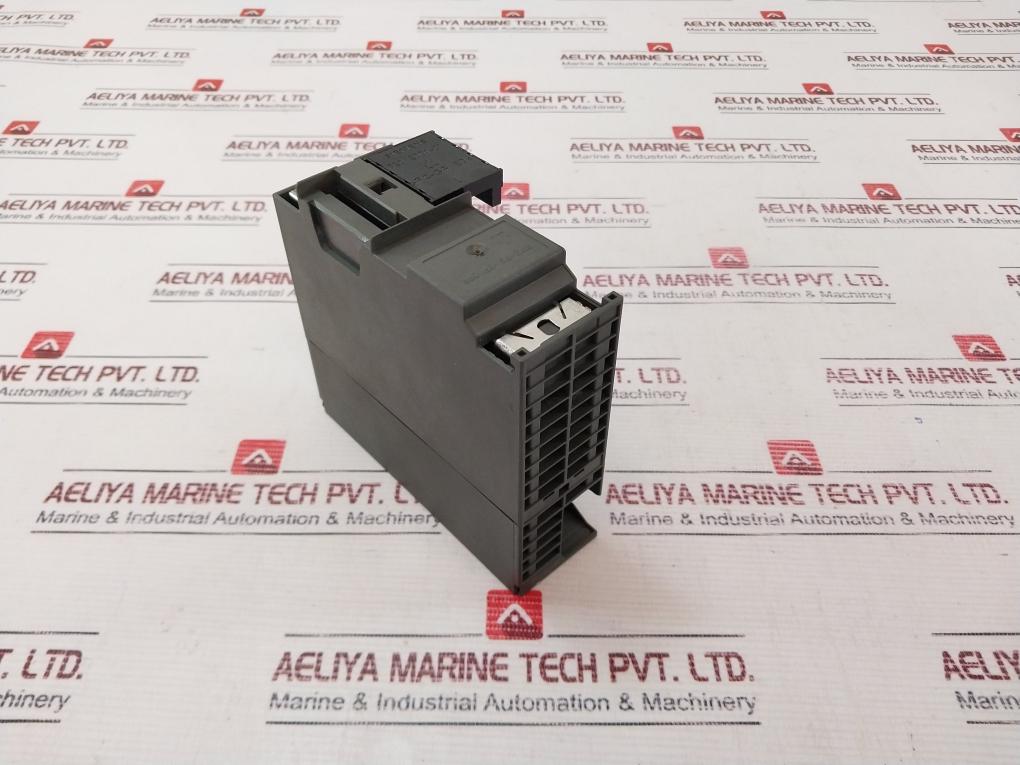 Siemens 153-1Aa03-0Xb0 Interface Module Dc24V – Aeliya Marine Tech
