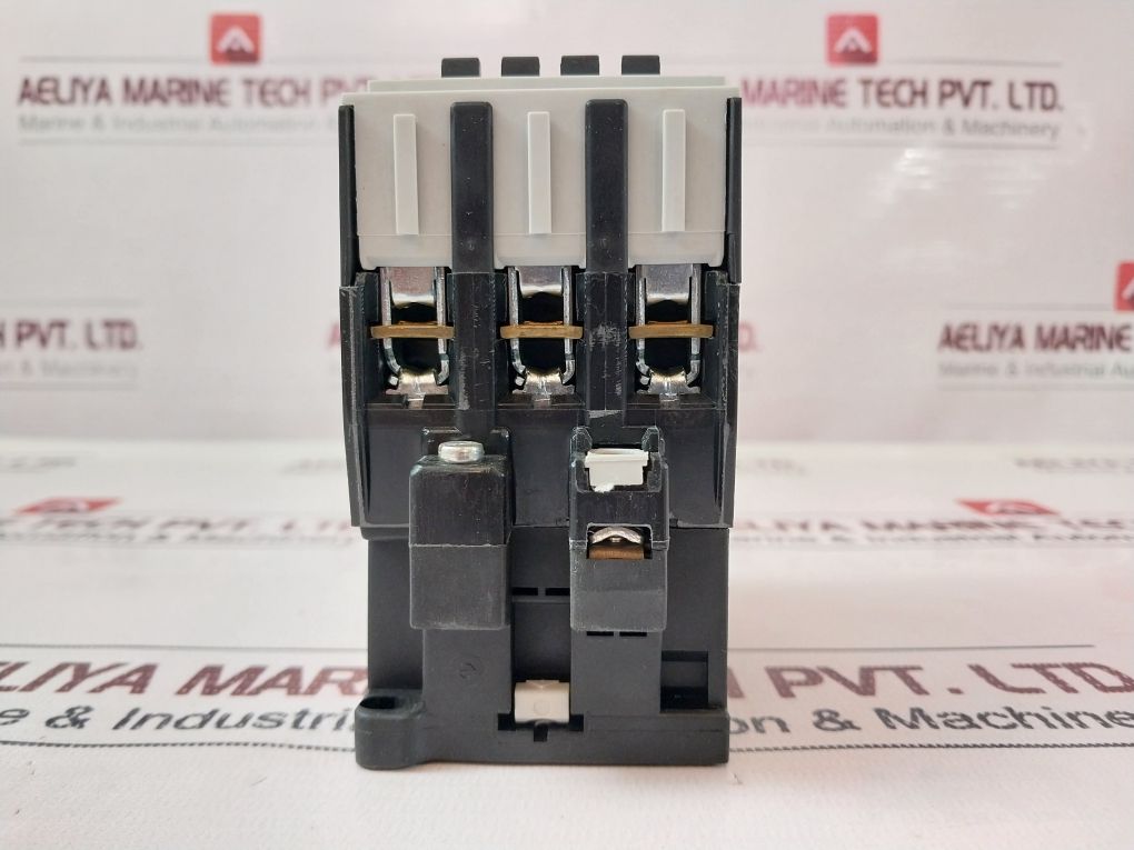Siemens 3Tf34 00-0A Air Break (Power) Contactor – Aeliya Marine Tech