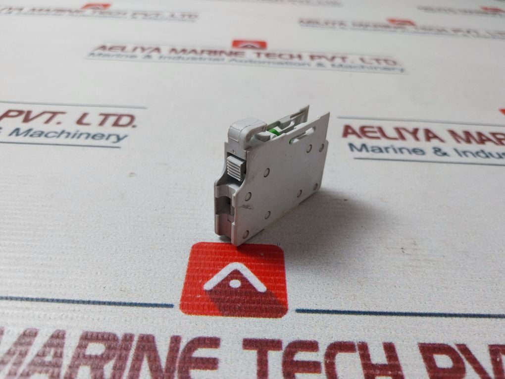 Siemens 3Tx4001-2A Auxiliary Contact Block 600Vac – Aeliya Marine Tech®