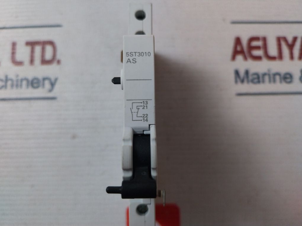 Siemens 5St3010 Auxiliary Circuit Switch – Aeliya Marine Tech
