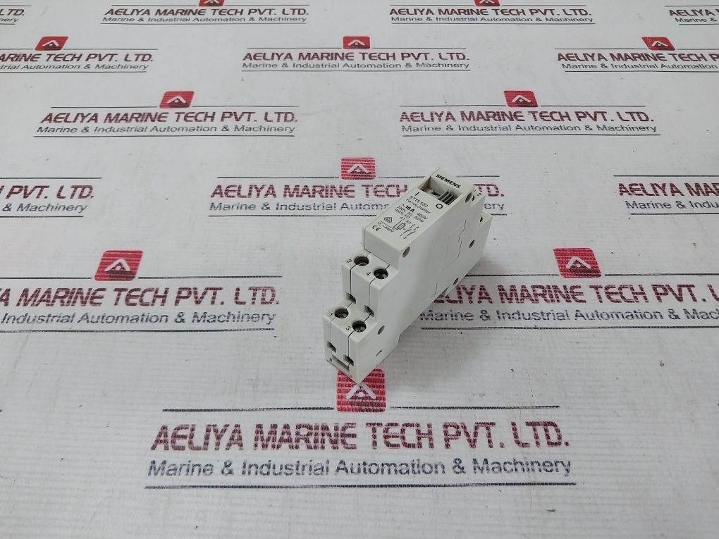 Siemens 5Tt5 532 Remote Switch 16A 400V 50-60Hz – Aeliya Marine Tech