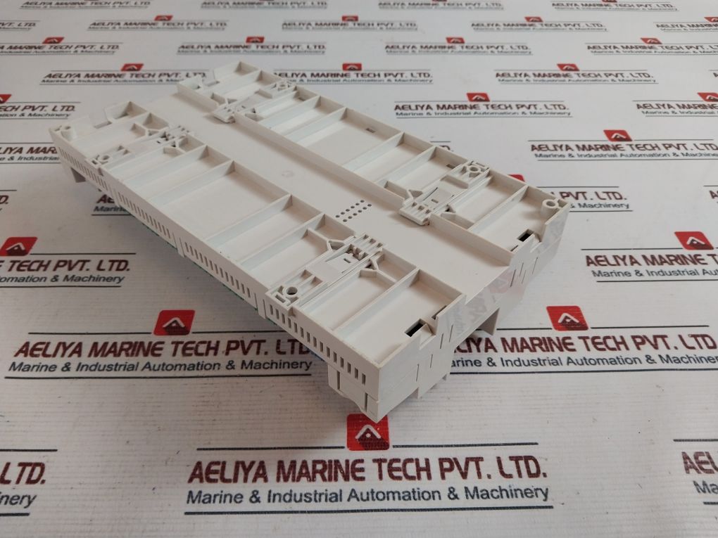 Siemens Pxc22.D Automation Station With 22 Data Points Class 2 Ip20 50 ...