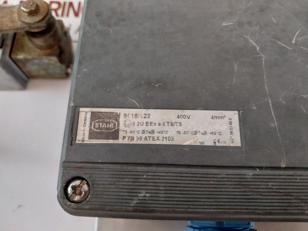 Stahl 8118/122 Terminal Box With 7-2911-1122/30 Plunger Limit Switch ...