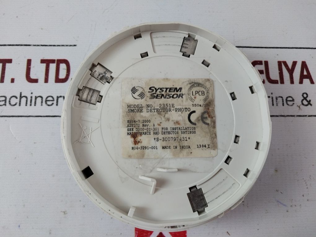 System Sensor 2351E Smoke Detector with B401 Base – Aeliya Marine Tech