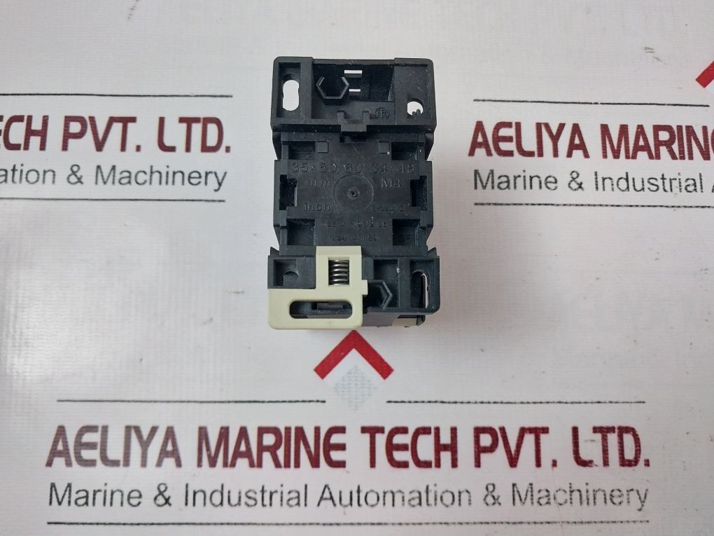 Telemecanique Ca2 Dn 22 Control Relay 440V 50/60Hz – Aeliya Marine Tech