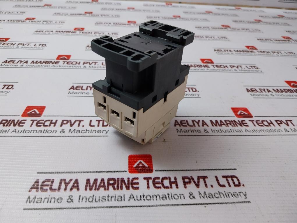Telemecanique Cad32 Control Relay – Aeliya Marine Tech