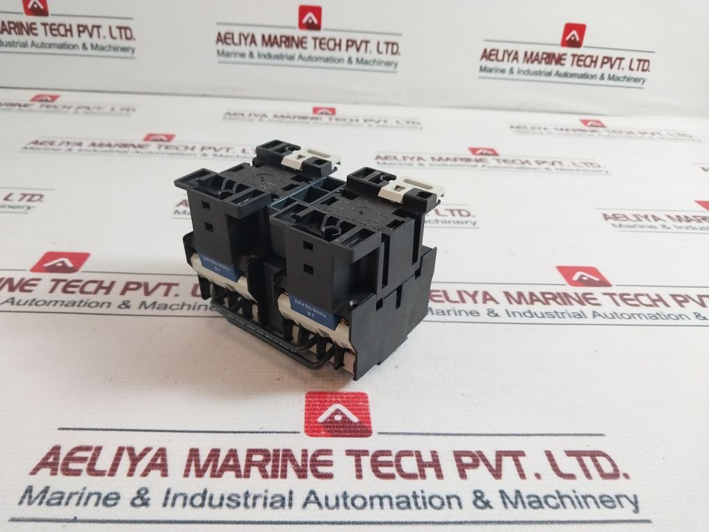 Telemecanique Lc1 D09 01 3-pole Reversing Contactor – Aeliya Marine Tech