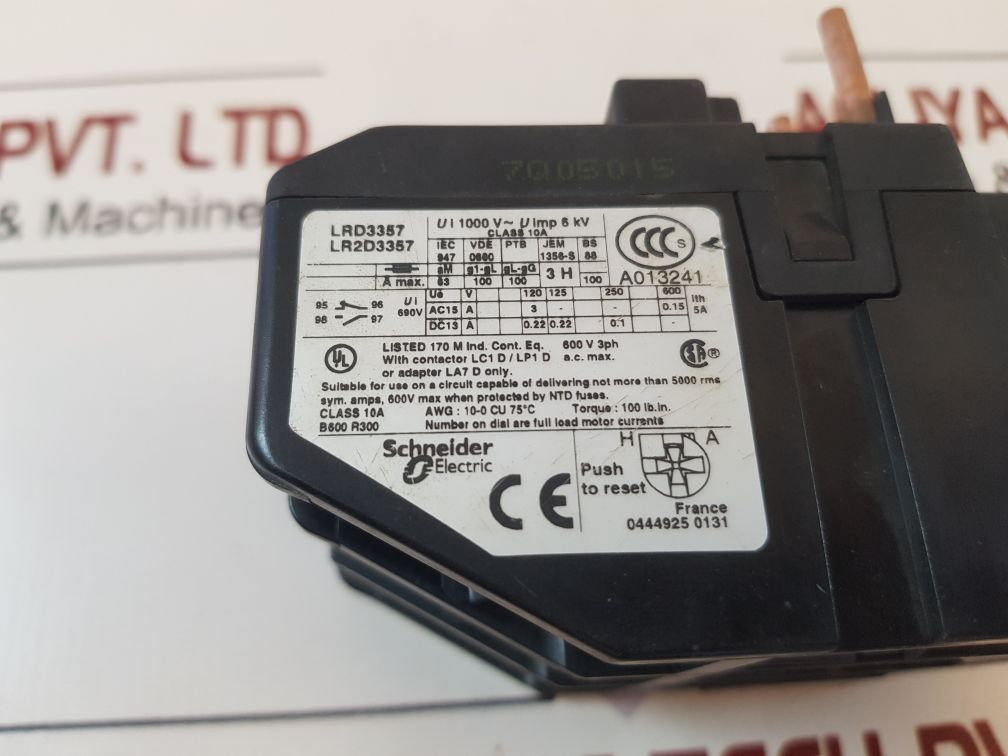 Telemecanique Lr2 D33 Overload Relay – Aeliya Marine Tech