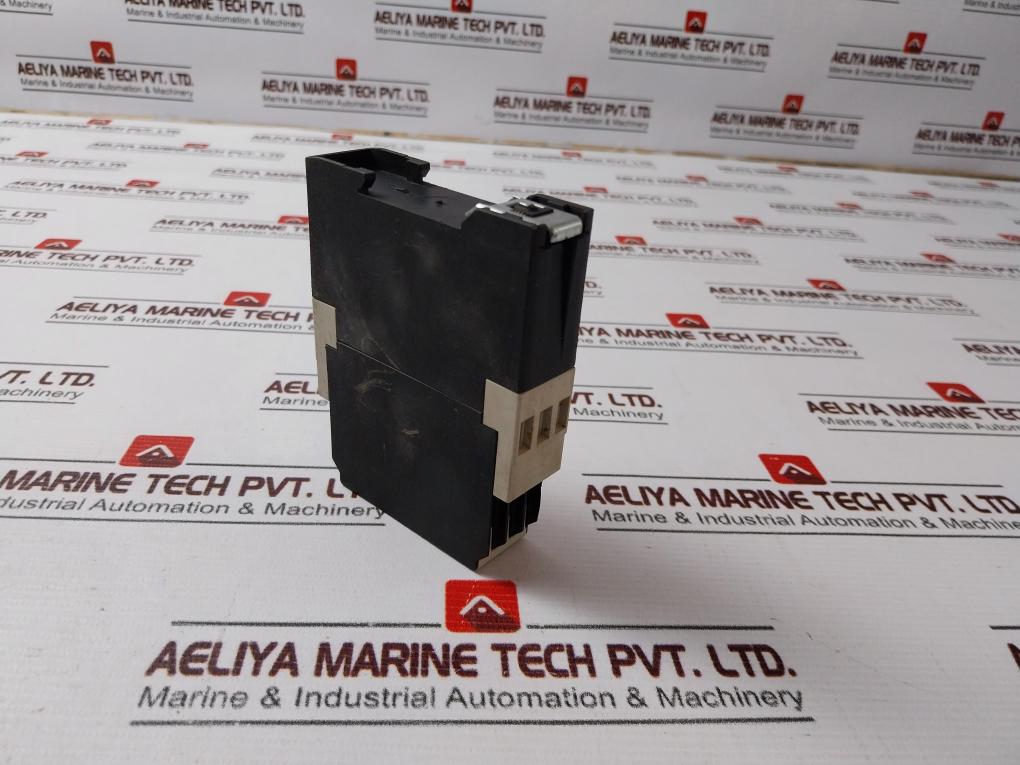 Telemecanique Re4 Tl11Bu Time Delay Relay 110-240V 4A – Aeliya Marine Tech