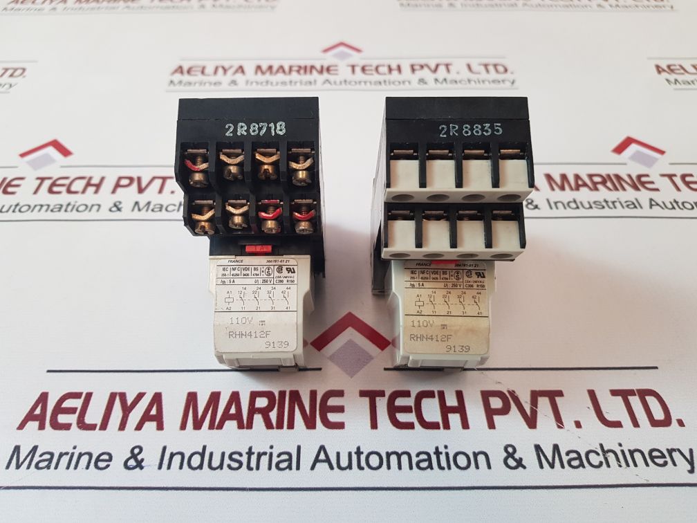 Telemecanique Rhn412F Relay 2.5A/240Vac With Relay Base – Aeliya Marine ...