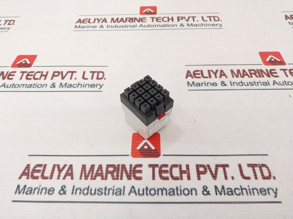 Telemecanique Rhn 412B Relay – Aeliya Marine Tech