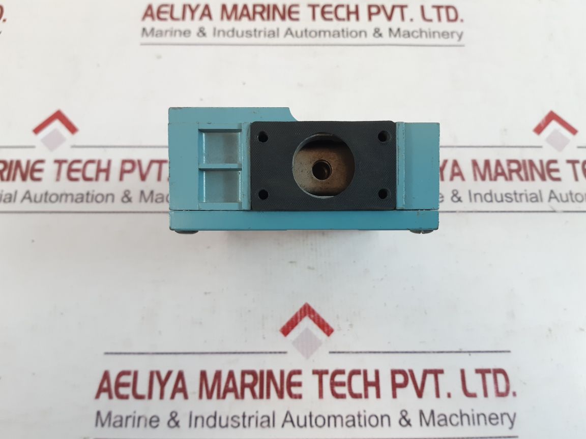 Telemecanique Xmg-b0022 Membrane Pressure Switch + Kit – Aeliya Marine Tech