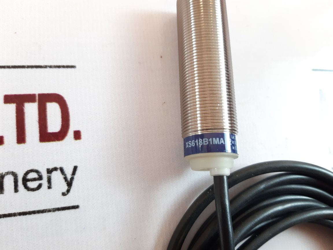 Telemecanique Xs618B1Mal2 Inductive Proximity Sensor 24...240V ...