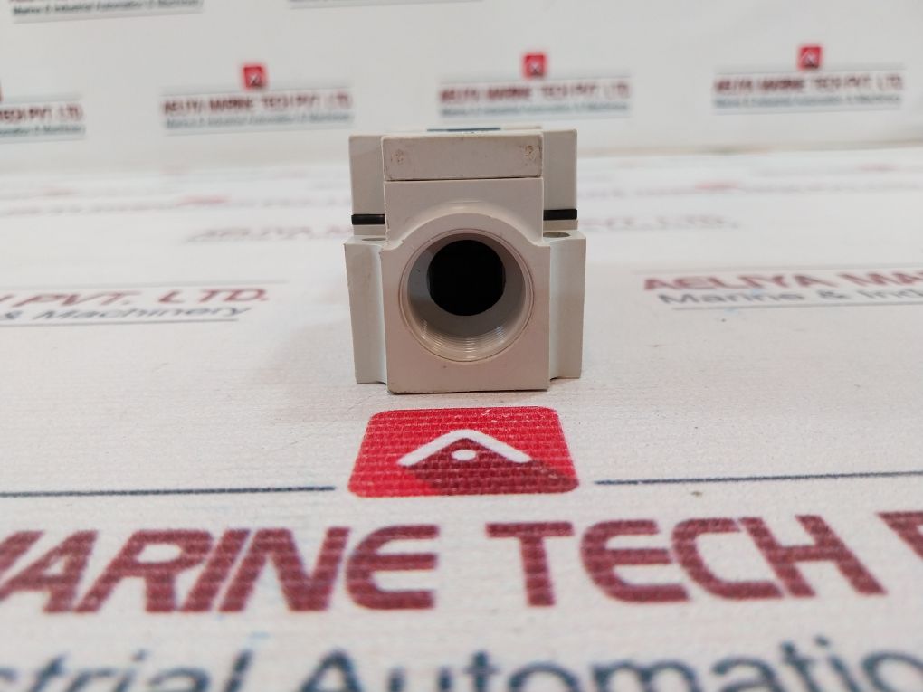 Telemecanique Xs7-c40Dp210 Inductive Sensor – Aeliya Marine Tech