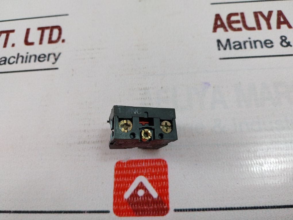 Telemecanique Zb2-be102 Contact Block – Aeliya Marine Tech