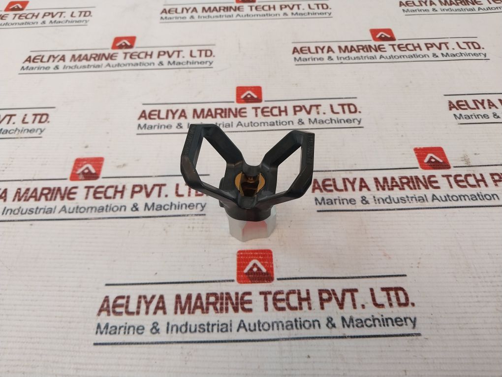 Titan 661-012 Reversible Tip Guard 5000 Psi 0286717 – Aeliya Marine Tech