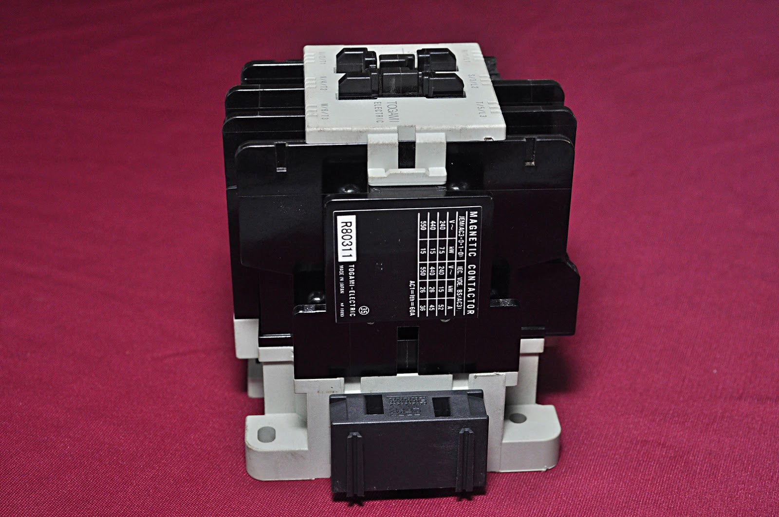 Togami Electric Pak 35J Magnetic Contactor – Aeliya Marine Tech®