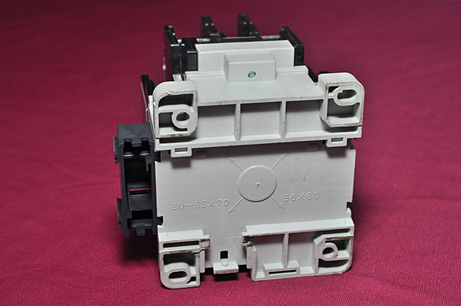 Togami Electric Pak 35J Magnetic Contactor – Aeliya Marine Tech®