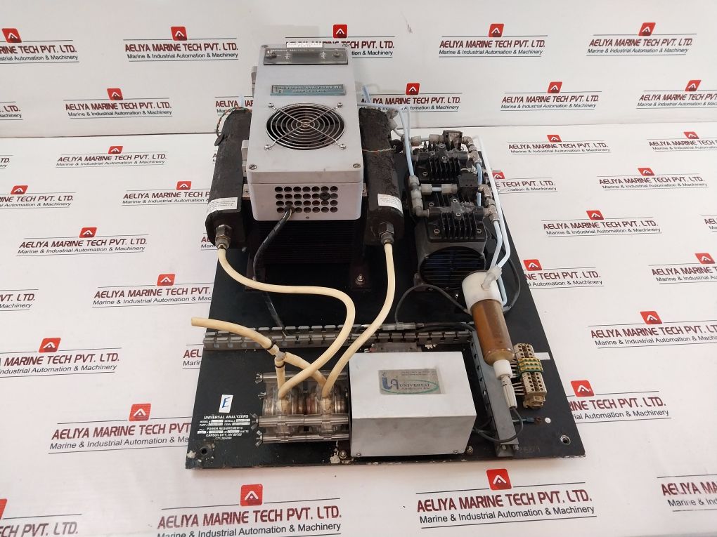 Universal Analyzer 6001-0903 Sample Conditioning Cooler Chiller ...