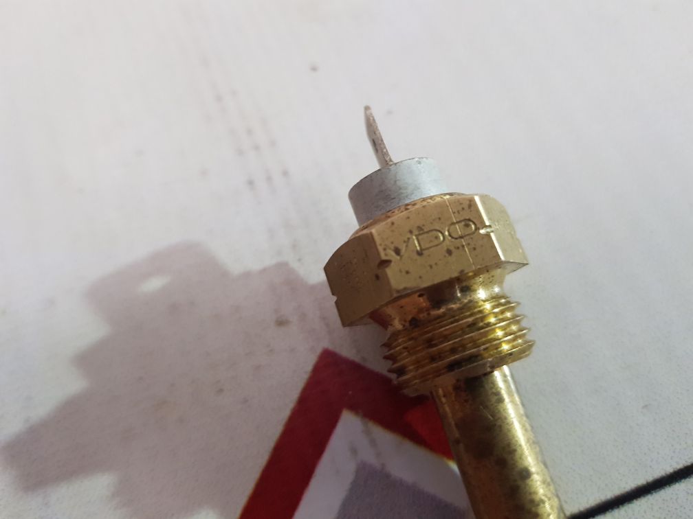 Vdo 801/1/8 Temperature Sensor – Aeliya Marine Tech