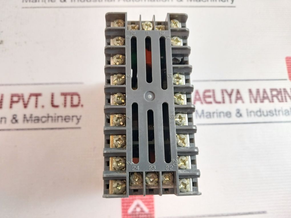 West 8170+ Single Loop Temperature Controller – Aeliya Marine Tech